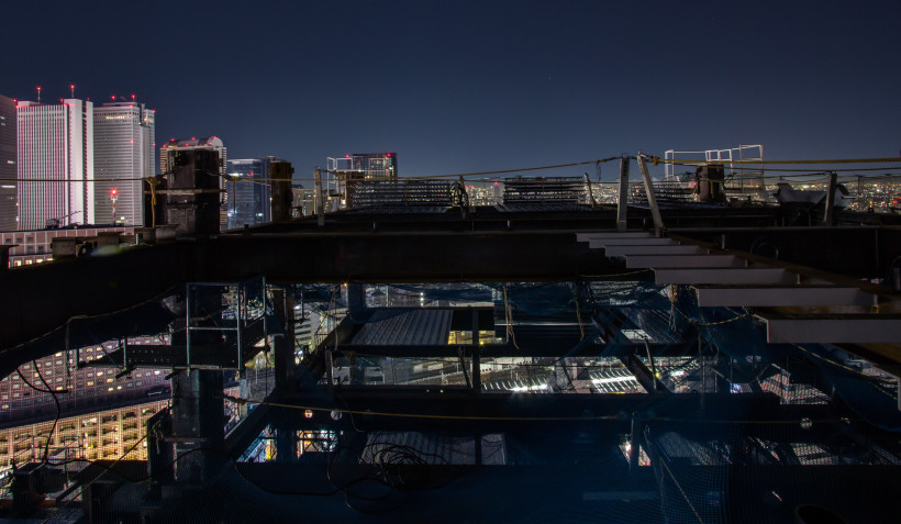 Tokyo Rooftopping: Construction Site - Japan - Finding Midnight